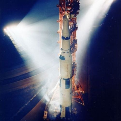 Guiding Apollo Saturn V Rocket - Apollo11Space